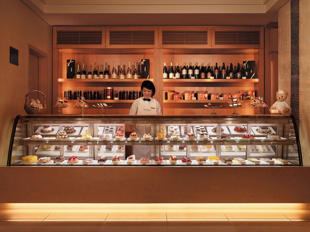 The Peninsula Boutique and Cafe, Take Out - The Peninsula Tokyo ...