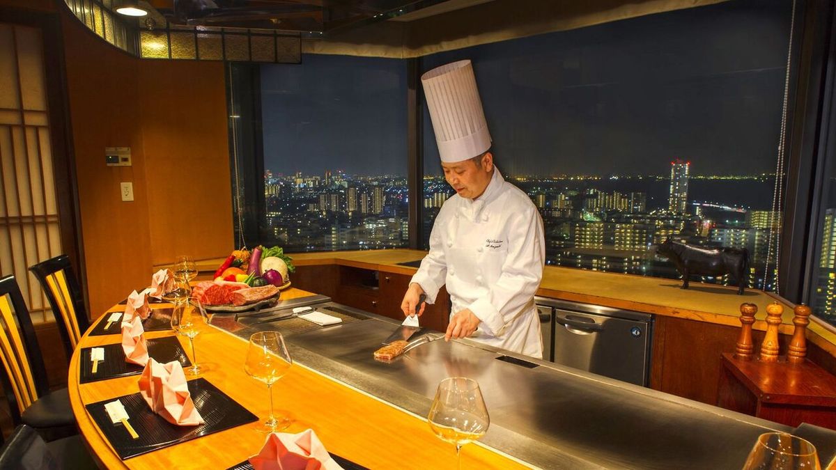 TEPPANNYAKI KEYAKI - ニューオータニ幕張 - Restaurant Guide - TableCheck