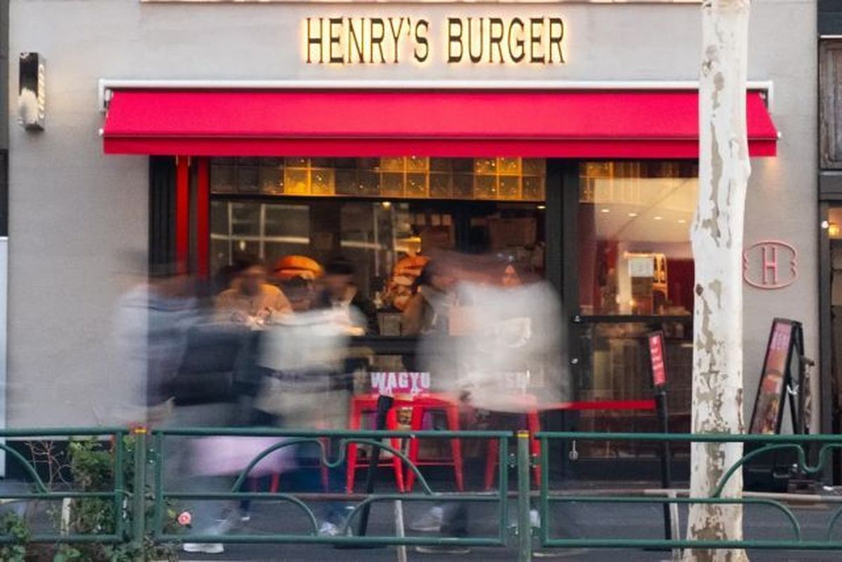 Henry's Burger Harajuku - Restaurant Guide - TableCheck