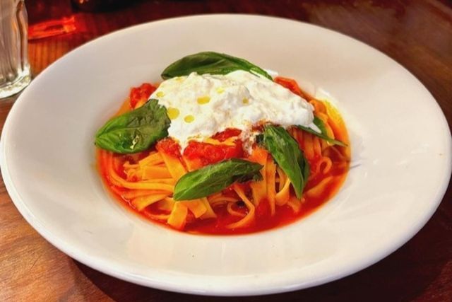 Pizzeria & Trattoria GONZO 自由が丘店 - Restaurant Guide - TableCheck